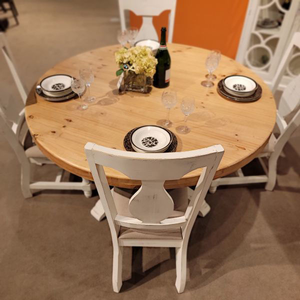 60" Round Dining Table with 4 Chairs