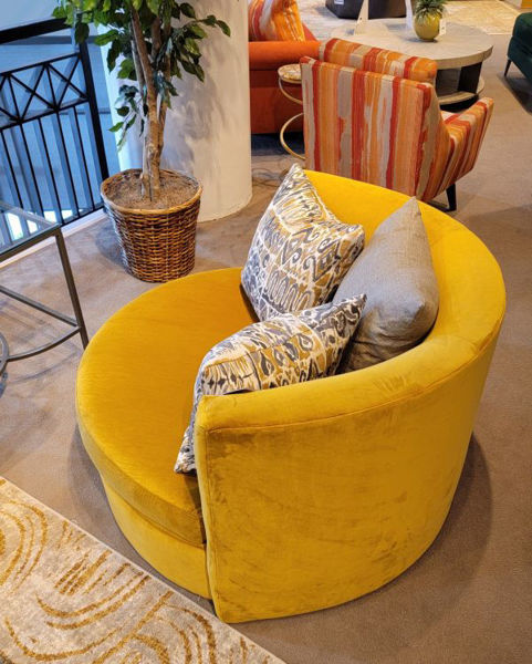 Gemini Swivel Roundabout Chair